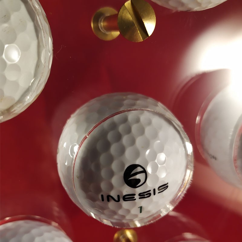 Plexi display for golf balls