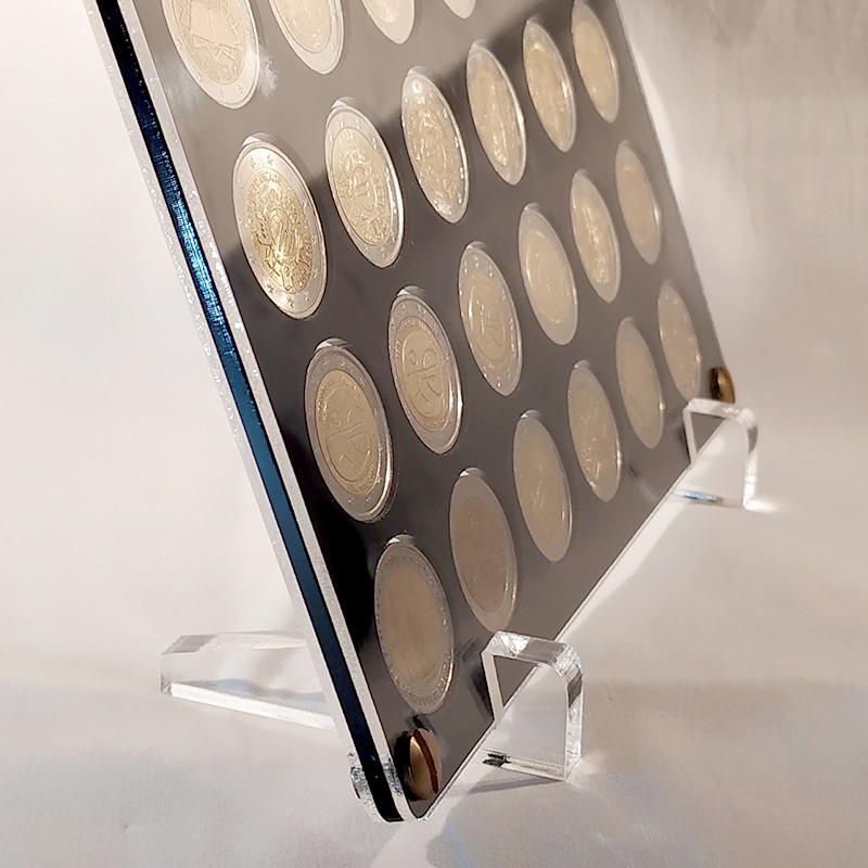 Plexiglas display for commemorative €2 coins